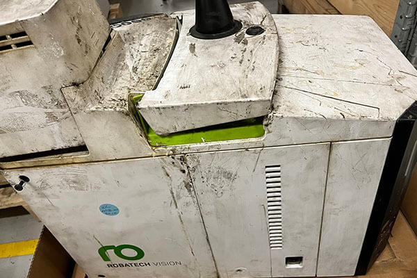 Cleaning the adhesive application system: tips from a professional
