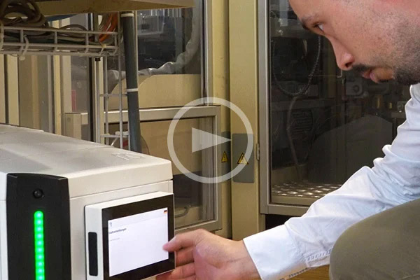 Savings potential with Vision melter | Robatech