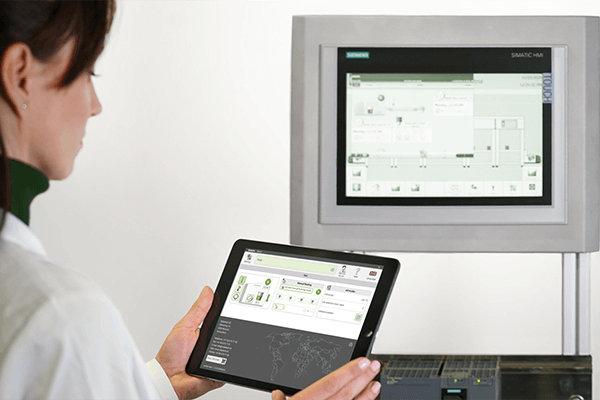 Web-based visualization for adhesive application | Robatech